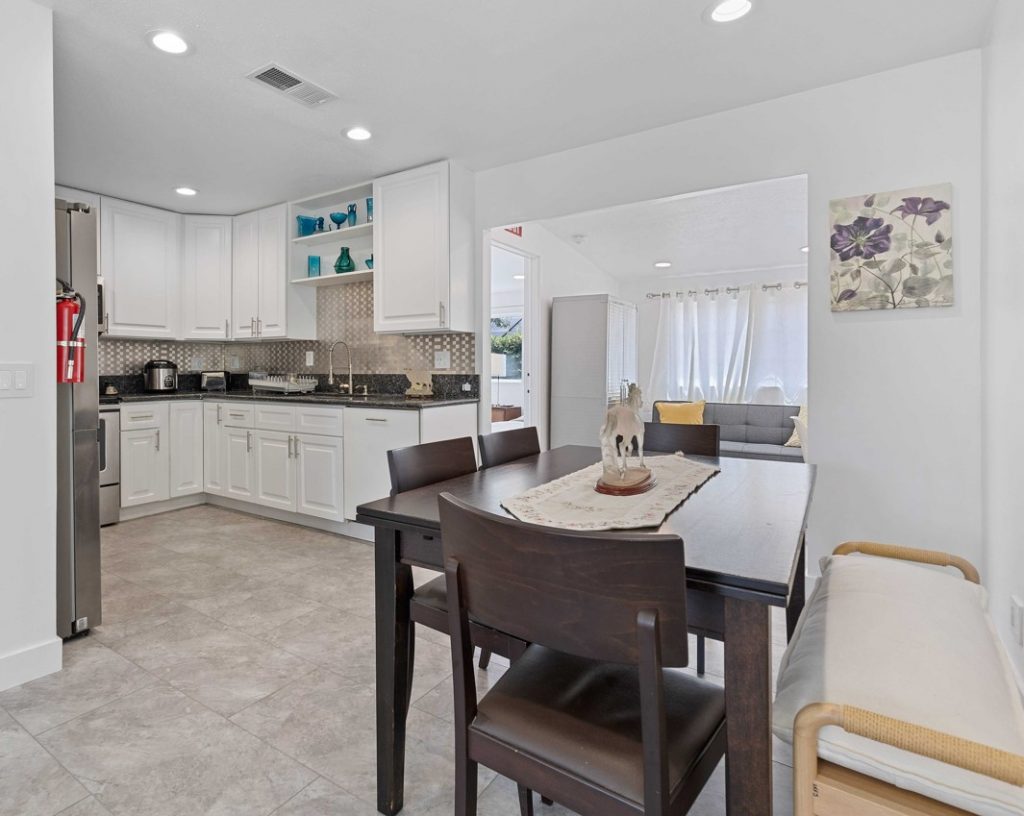 Golden Life Manor Hills - Orange County Care Placement